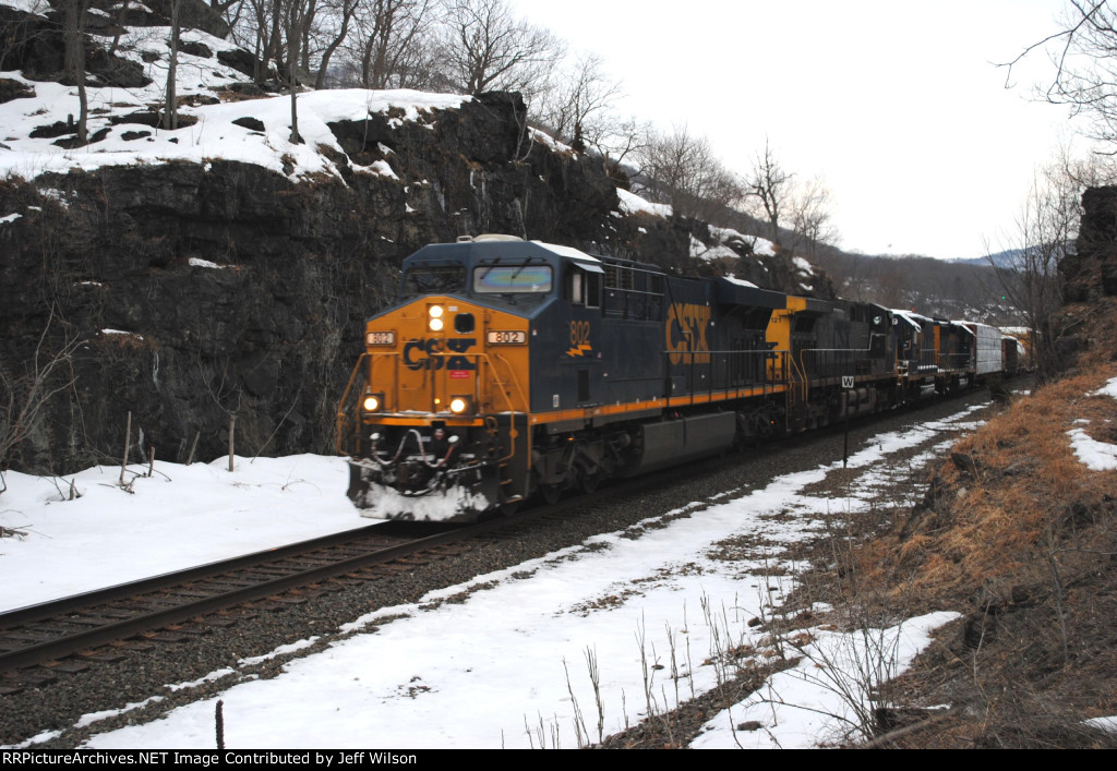 Early morning northbound